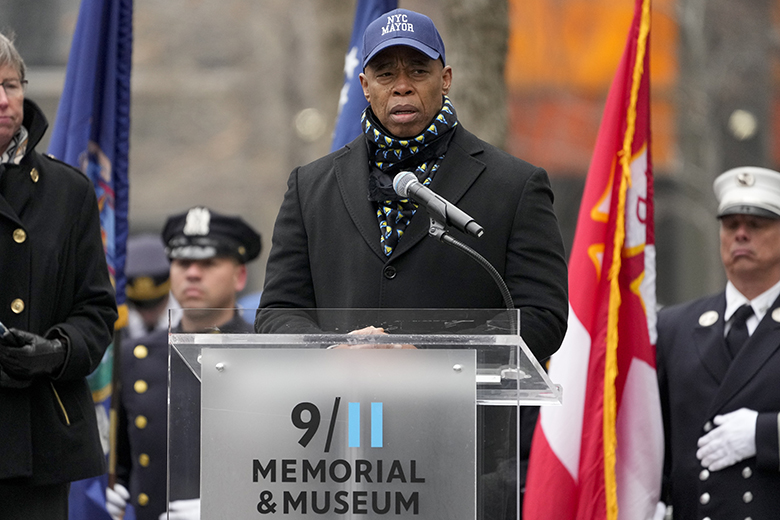 1993 trade center bombing remembered at 9/11 Memorial in New York ...