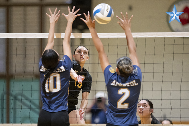 Hawaii Baptist defeats Waipahu to advance to state D-II volleyball ...