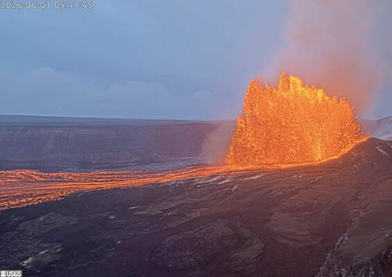 Episode 48 lava fountaining begins in Kilauea’s Halemaumau crater ...